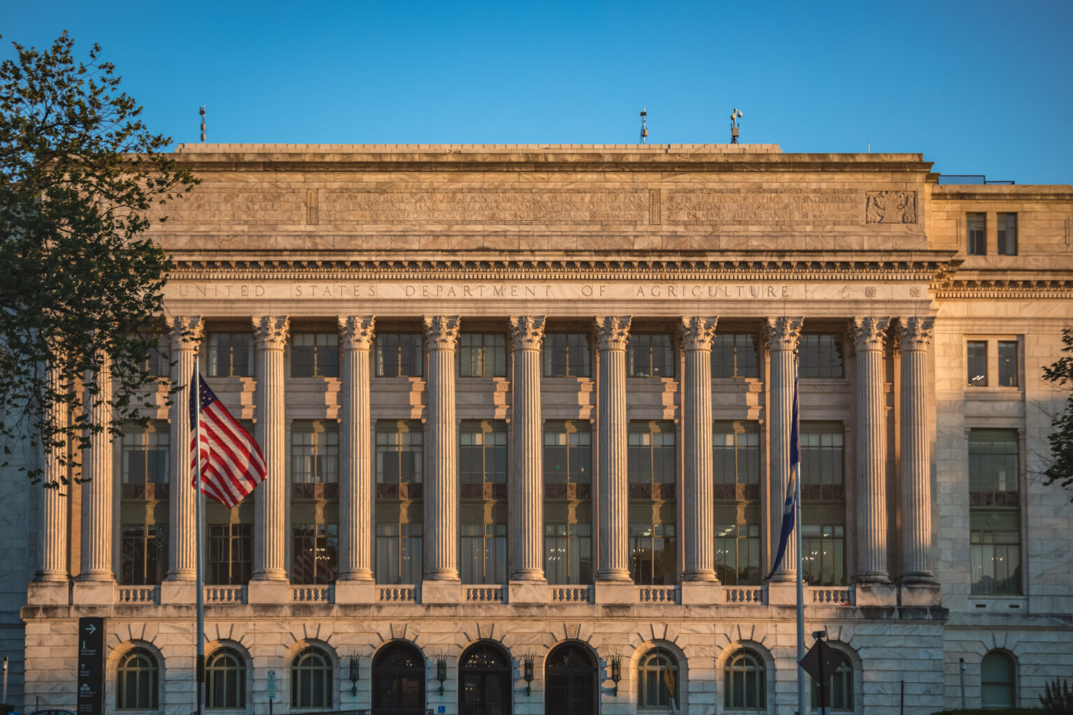 Federal Grant Programs Open for Farmers Market, Local Food, and ...